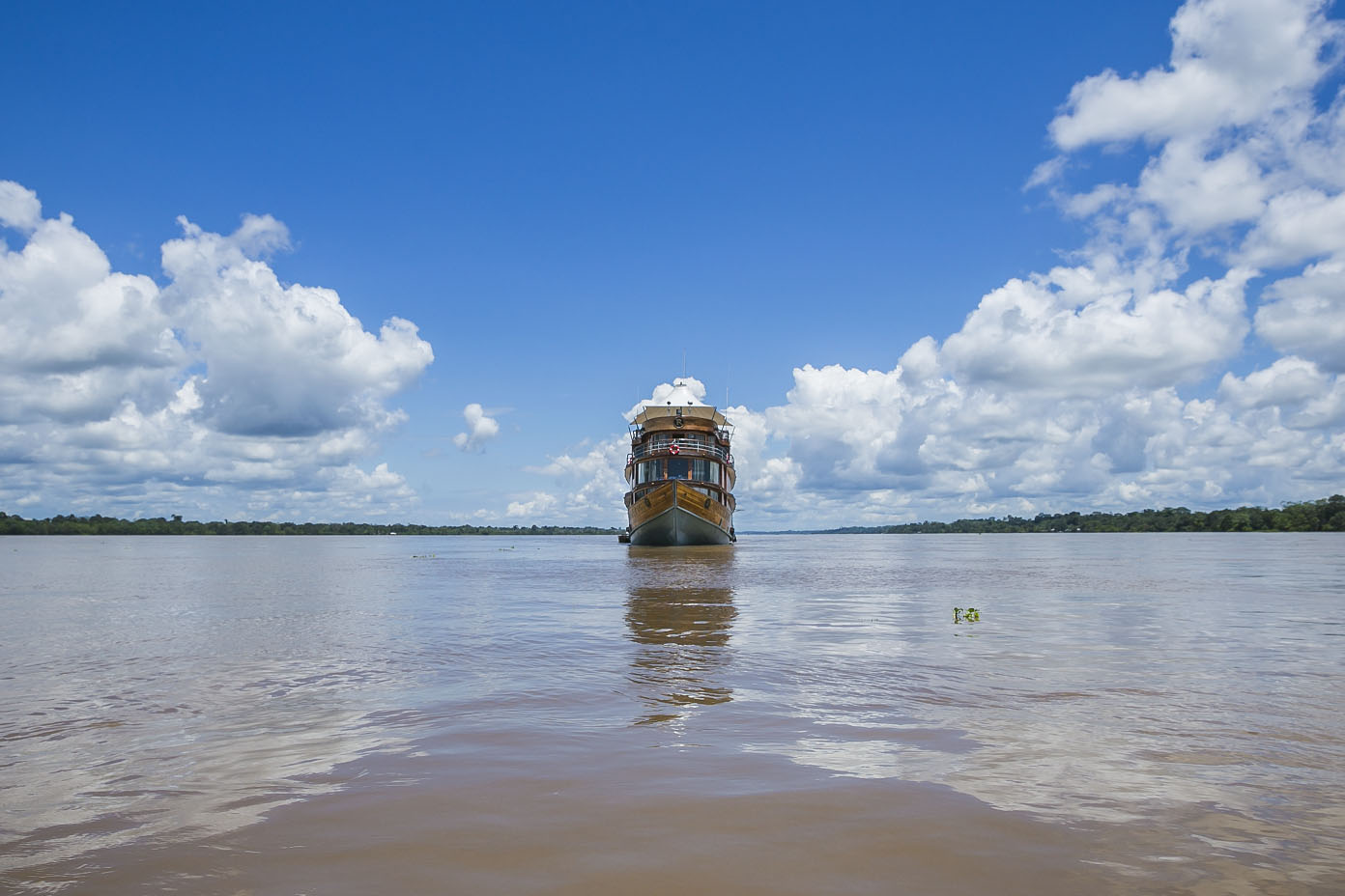 CRUCERO AMAZONAS Yacht for Charter | 137 Sima 2016 | FGI