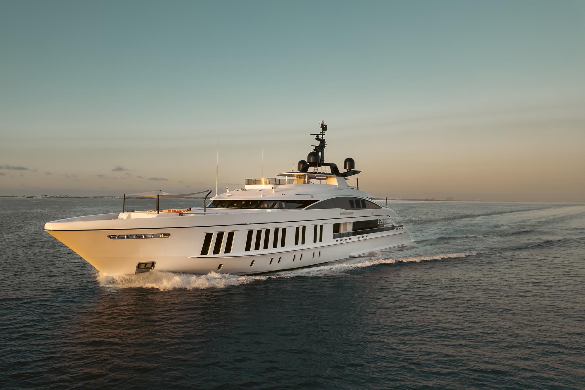 Samurai Yacht for Charter | 196.11 Alia Yacht 2016 | FGI