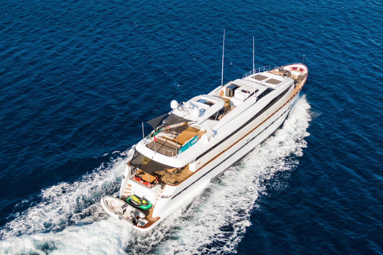 Axella Yacht for Charter | 109.11 Eurocraft Cantieri N 1992 | FGI