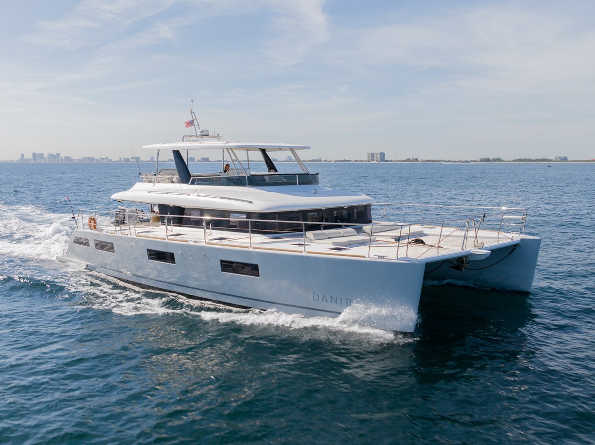 60' Power Catamaran for Sale | FGI