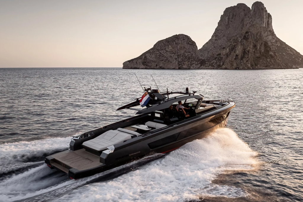 Stratos Yachts for Sale | Used Stratos Prices | FGI